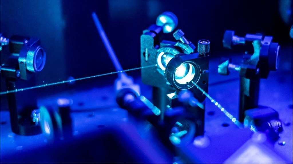 Optical Instruments & Photonics | Evans Machine | Manufacturing
